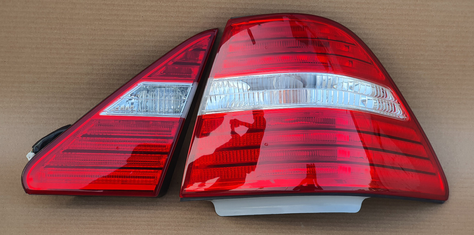 LEXUS LS430 2004-2006 Tail light Outer Right side with Inner light ...