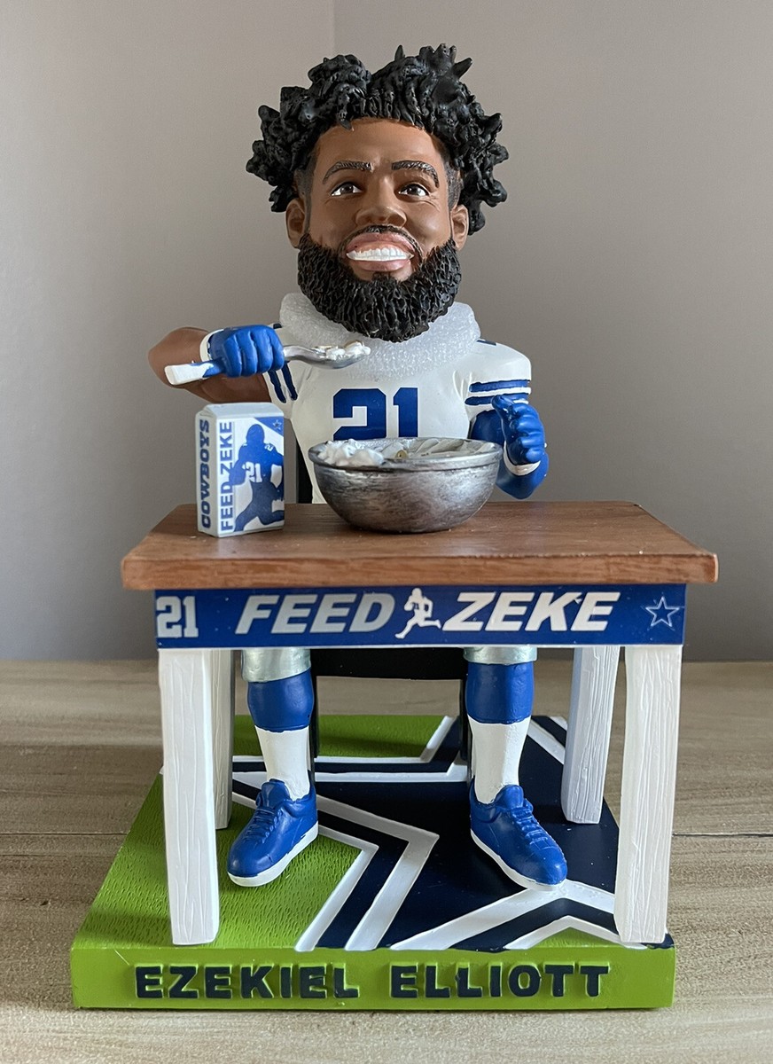 Ezekiel Elliott Eating Cereal Ezekiel Elliott Highlights "Feed Zeke"