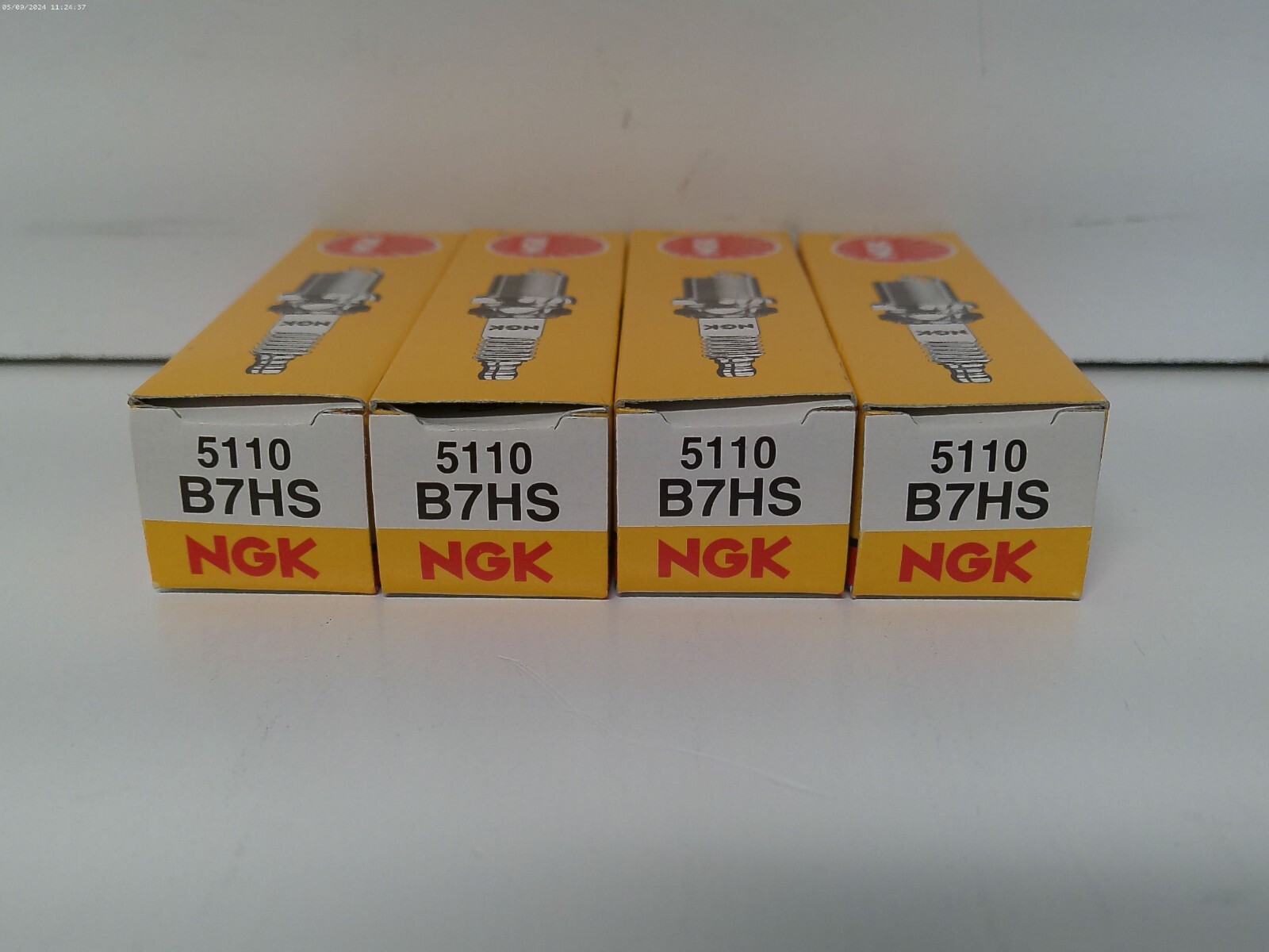 NGK B7HS - Alternative spark plugs