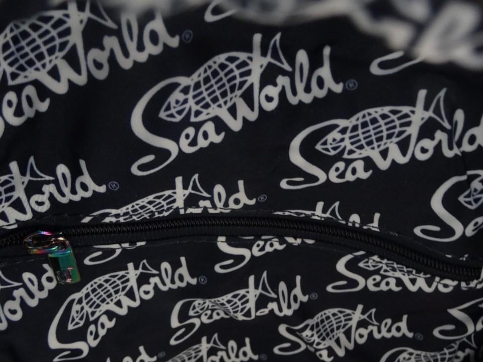 SeaWorld 60th Anniversary Exclusive Loungefly Mini Backpack-Brand New ...