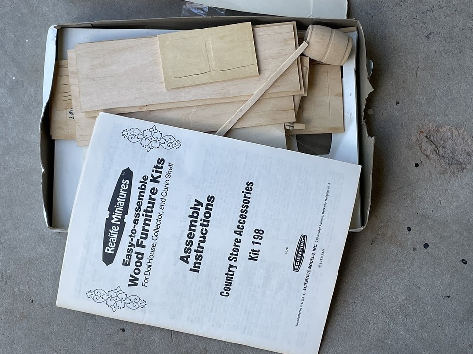 VINTAGE REAL-LIFE MINIATURES COUNTRY STORE ACCESSORIES Kit #198 ...