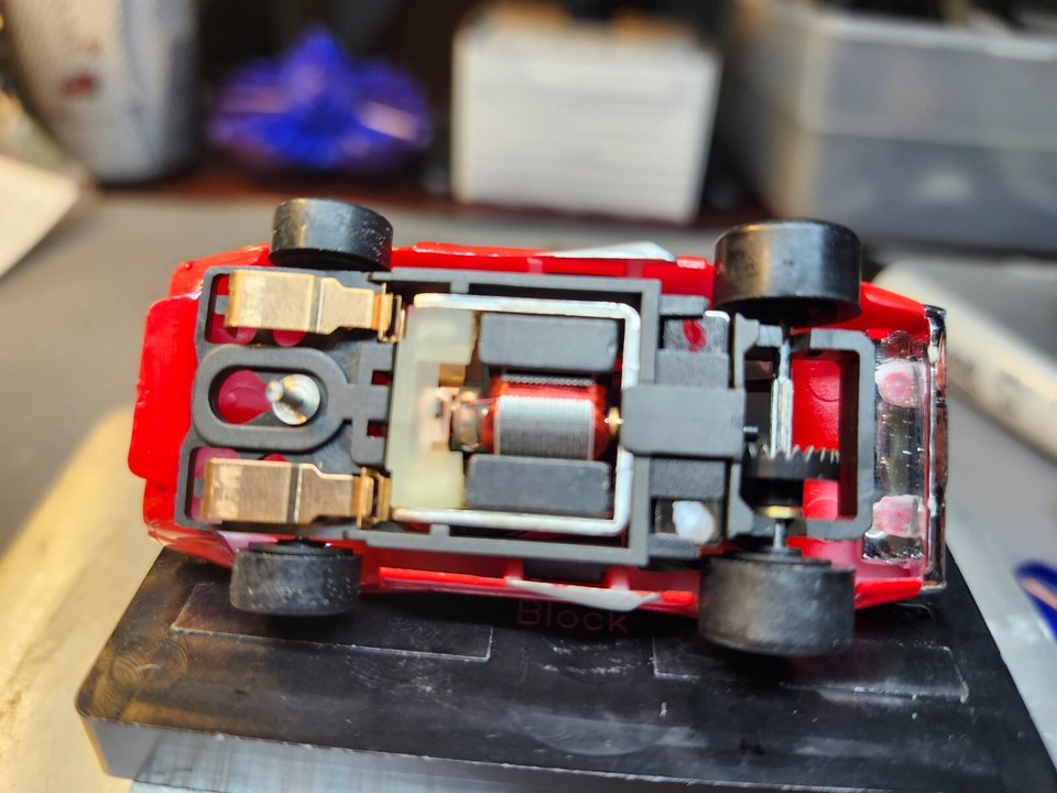 NEW RED ROAD RUNNER BODY ON A NEW BULLDOG SRT CHASSIS HO SLOT CAR | eBay