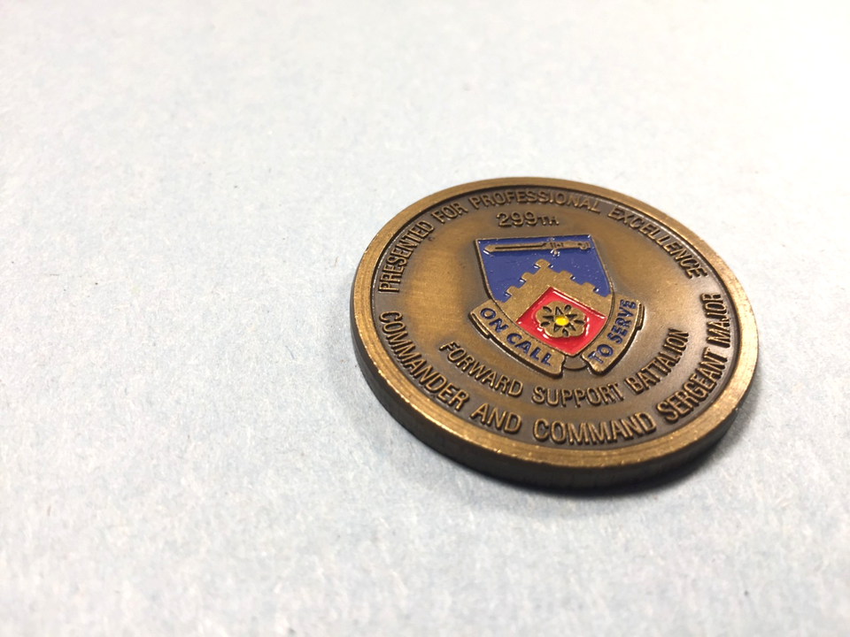 US Army Challenge Coin - 1st Inf. Div. 299th Forward Support Battalion ...