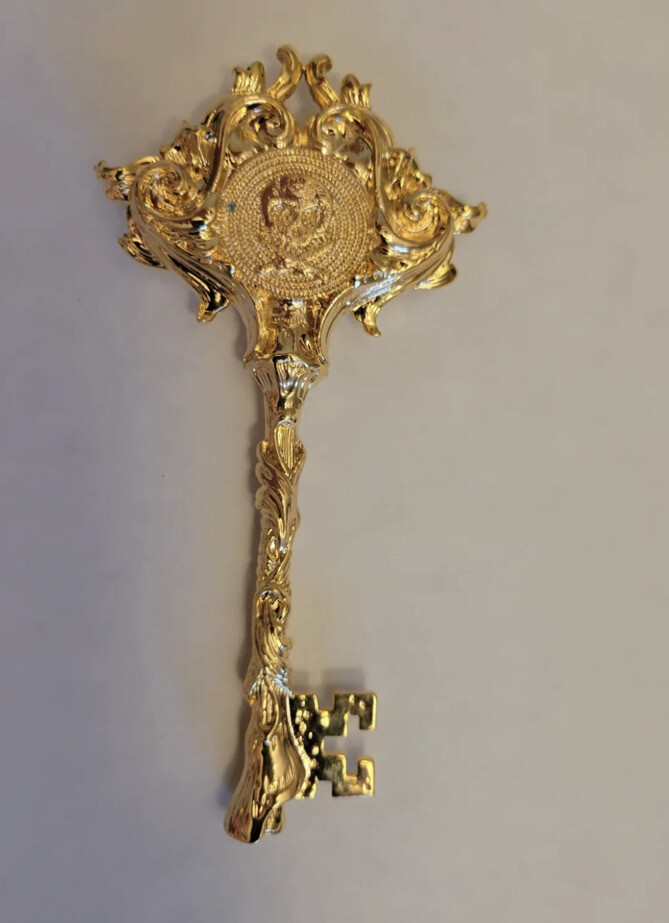 Pete’s Pirate Life 24K Gold Skeleton Key limited to 500 RARE PPL Peter ...