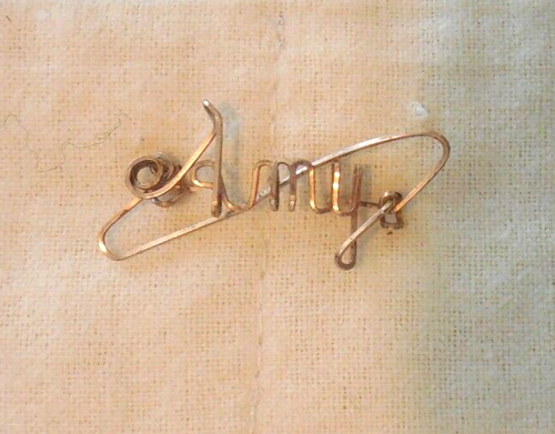 Vintage Name Brooch, AMY, gold twisted wire | eBay