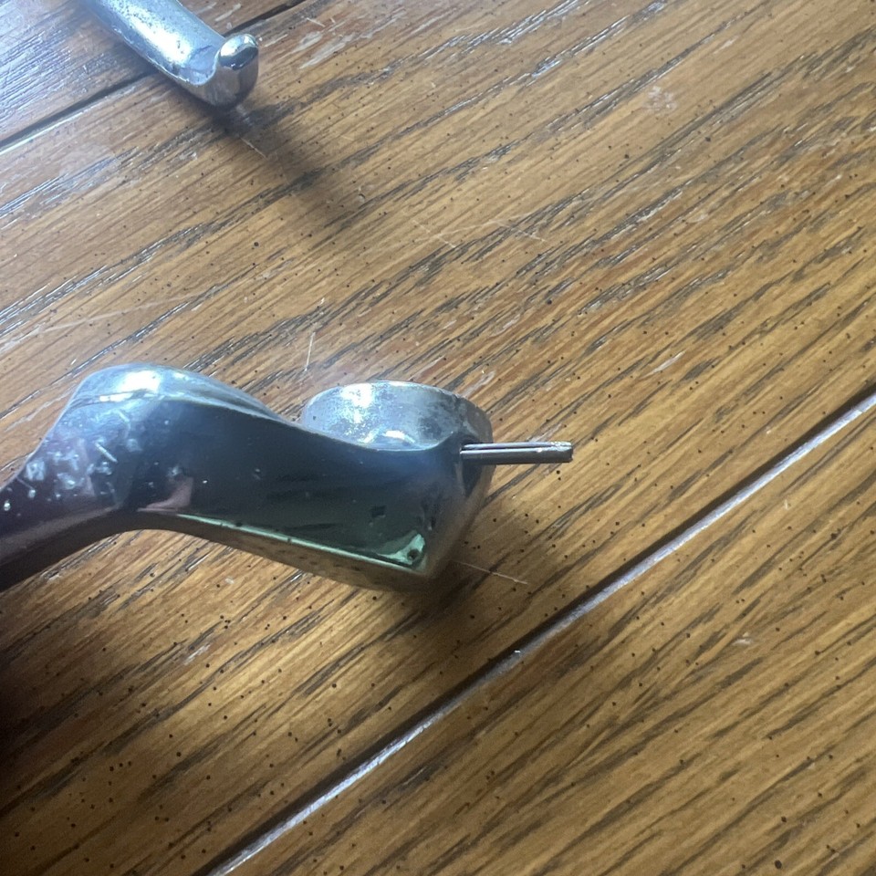 62-67 Nova Chevy II 64-67 Chevelle GTO Vent Wing Window Latch Left ...