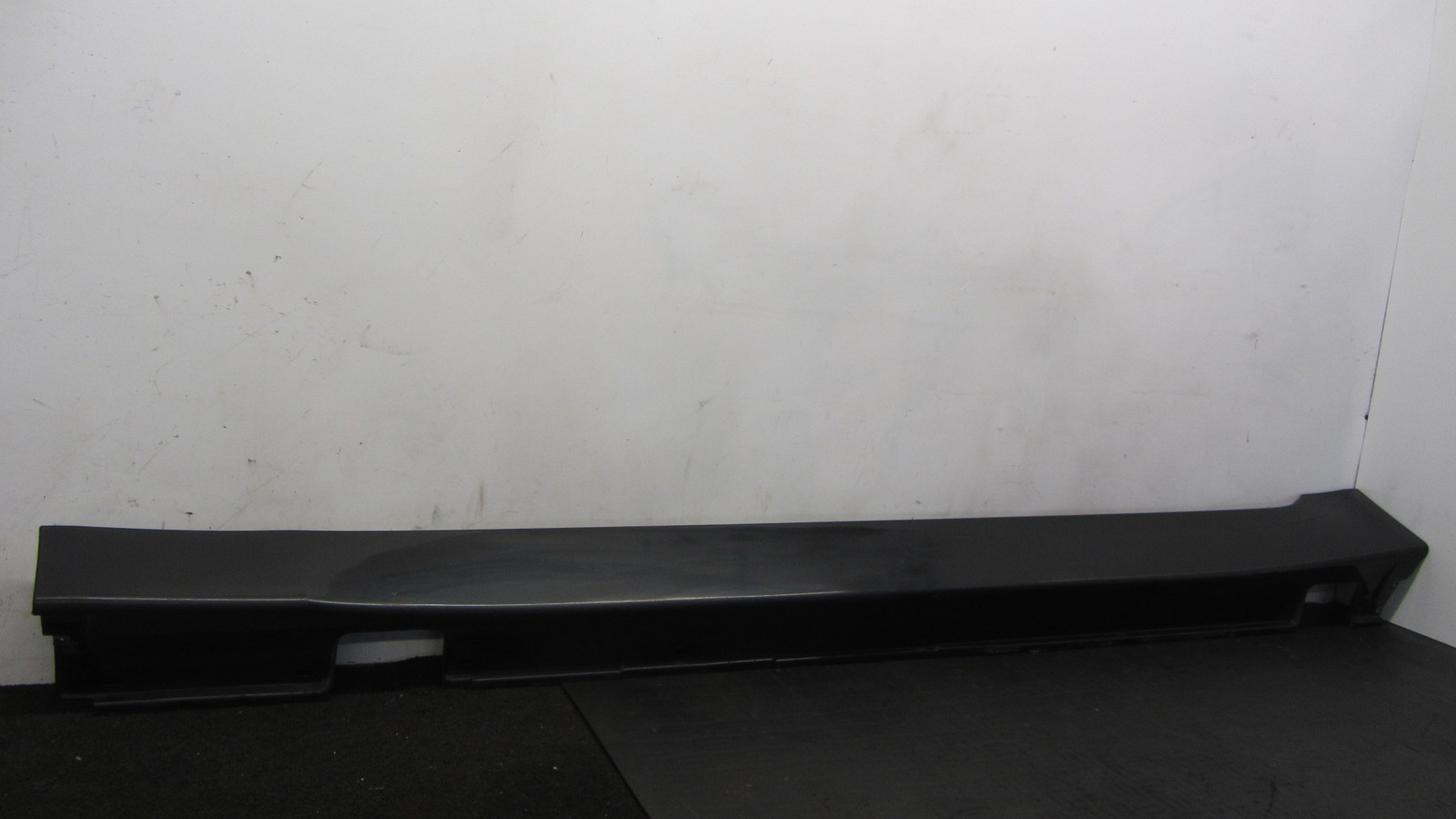 BMW E60 530i 525i 545i 04-07 ROCKER PANEL COVER MOLDING DRIVER LEFT | eBay