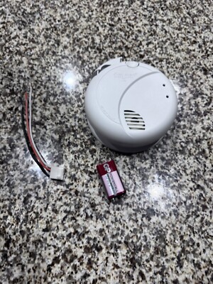 First Alert 7010b Hardwired Photoelectric Smoke Alarm w/Battery Backup ...