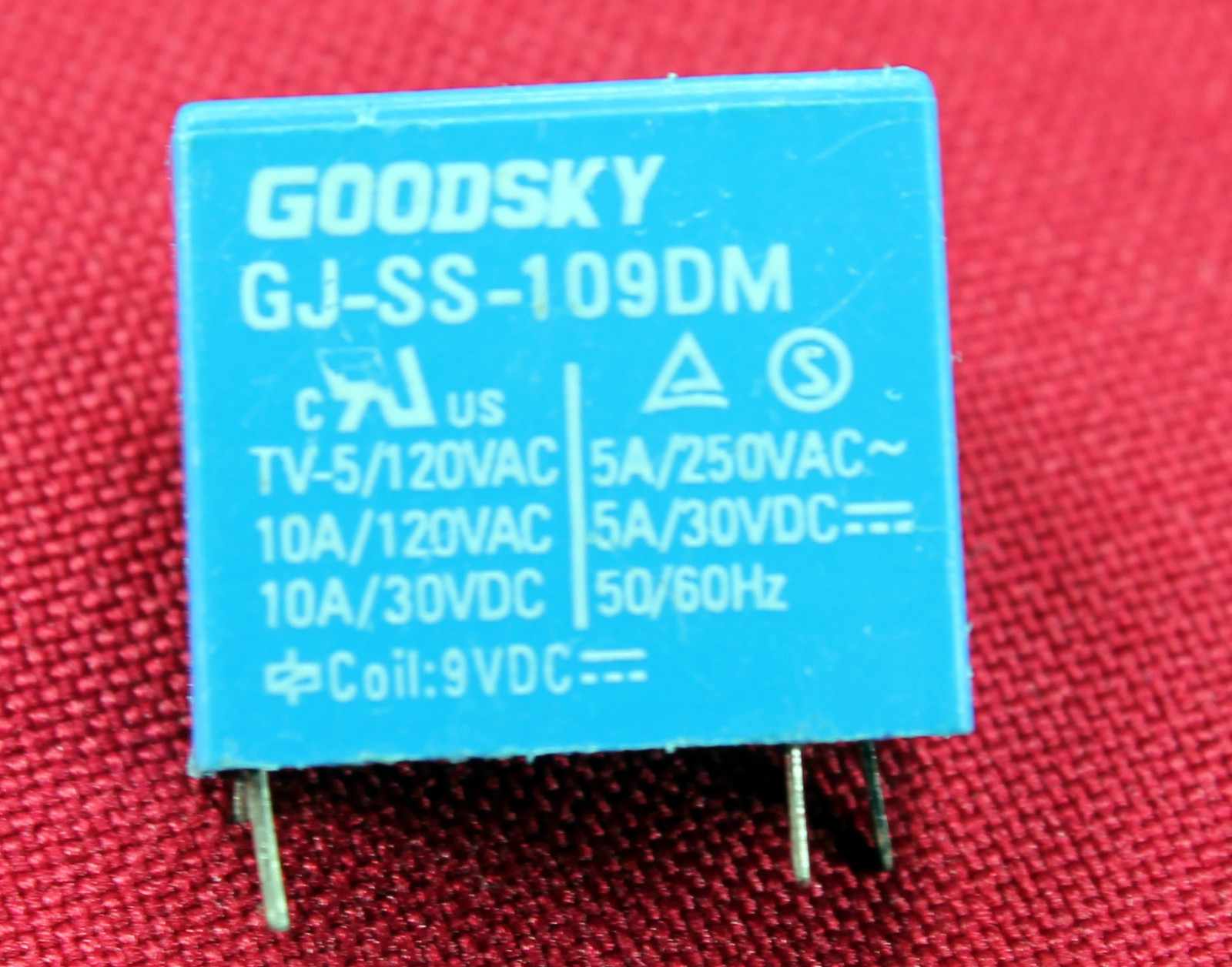 Goodsky 9V Coil 10 Amp Relay Rated at 120 VAC - Compact / Light 9 V ...
