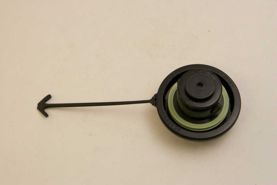 New OEM ACDelco Fuel Cap 19432733 Factory Original Gas Cap GM GT279 | eBay