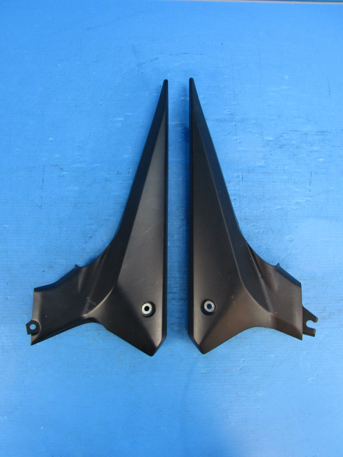 09-17 2009-2017 YAMAHA FZ6 R FZ6R TRIM PANEL COVER FAIRING SIDE LEFT ...