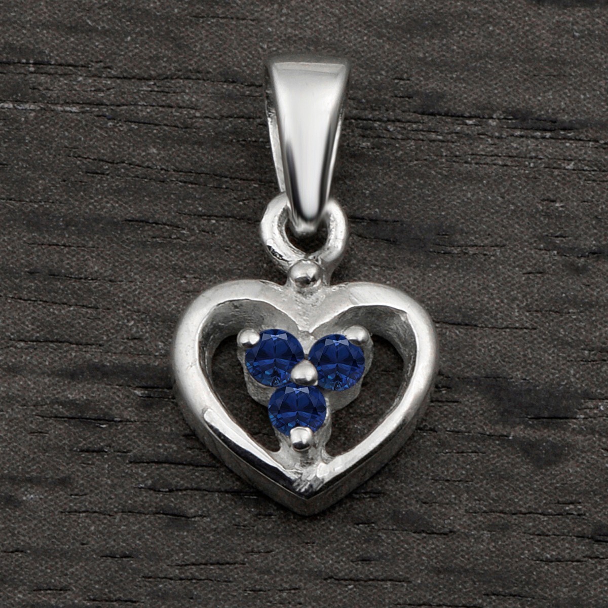 Natural Blue Sapphire 925 Sterling Silver Three Stone Heart Pendant ...