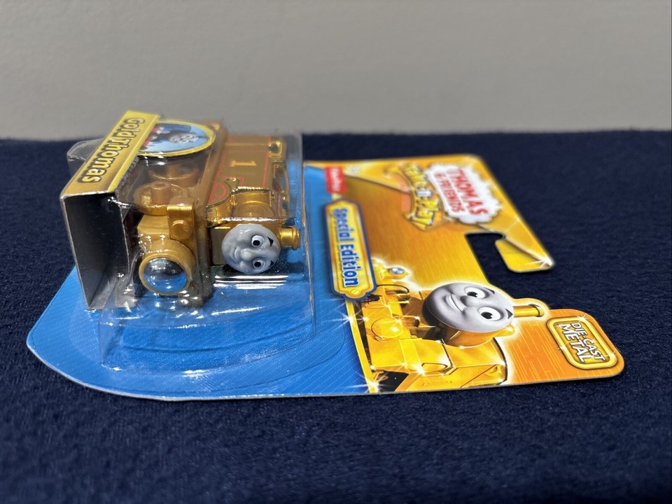Fisher-Price Thomas & Friends Take N Play Special Edition Gold Thomas ...