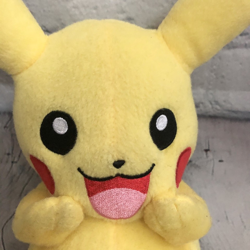 Pikachu Pokemon TOMY 2017 9" Plush Sitting Smiling Happy Excited Yellow ...