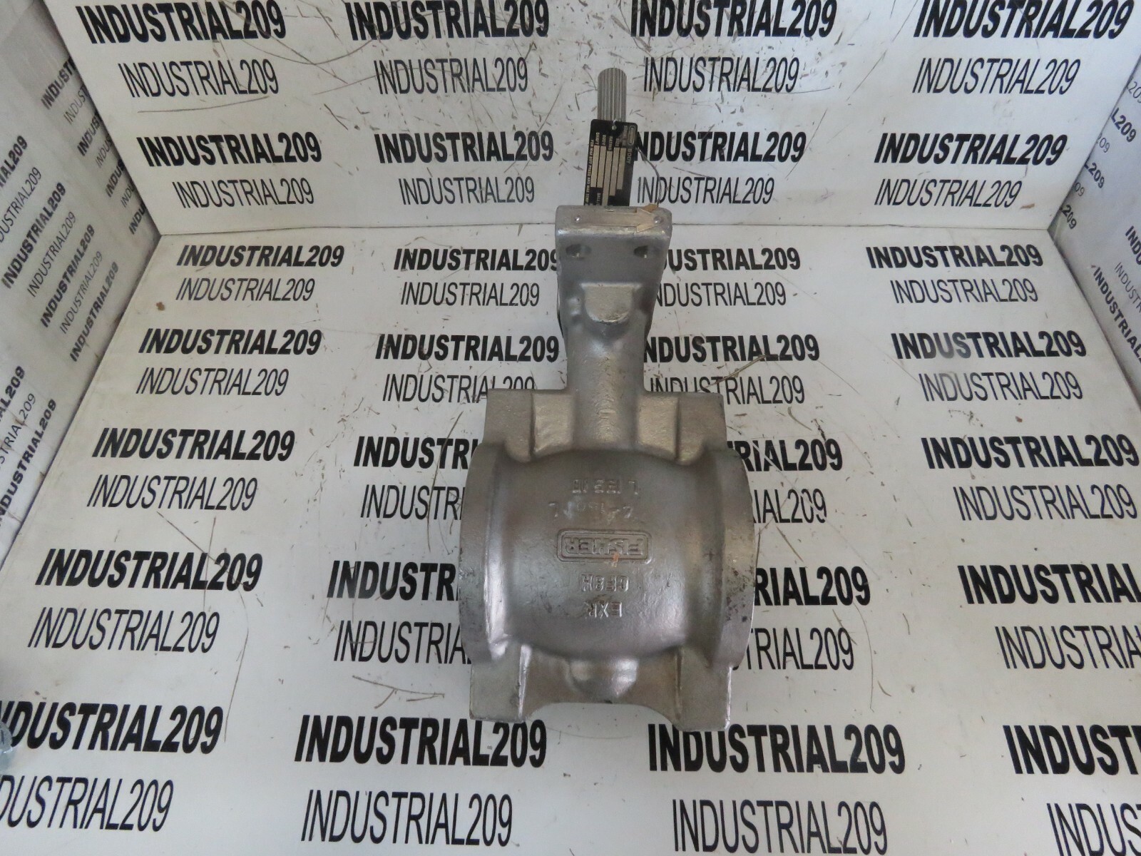 FISHER STAINLESS 4" V500 w/ 1052 SIZE 40 ACTUATOR NEW | eBay