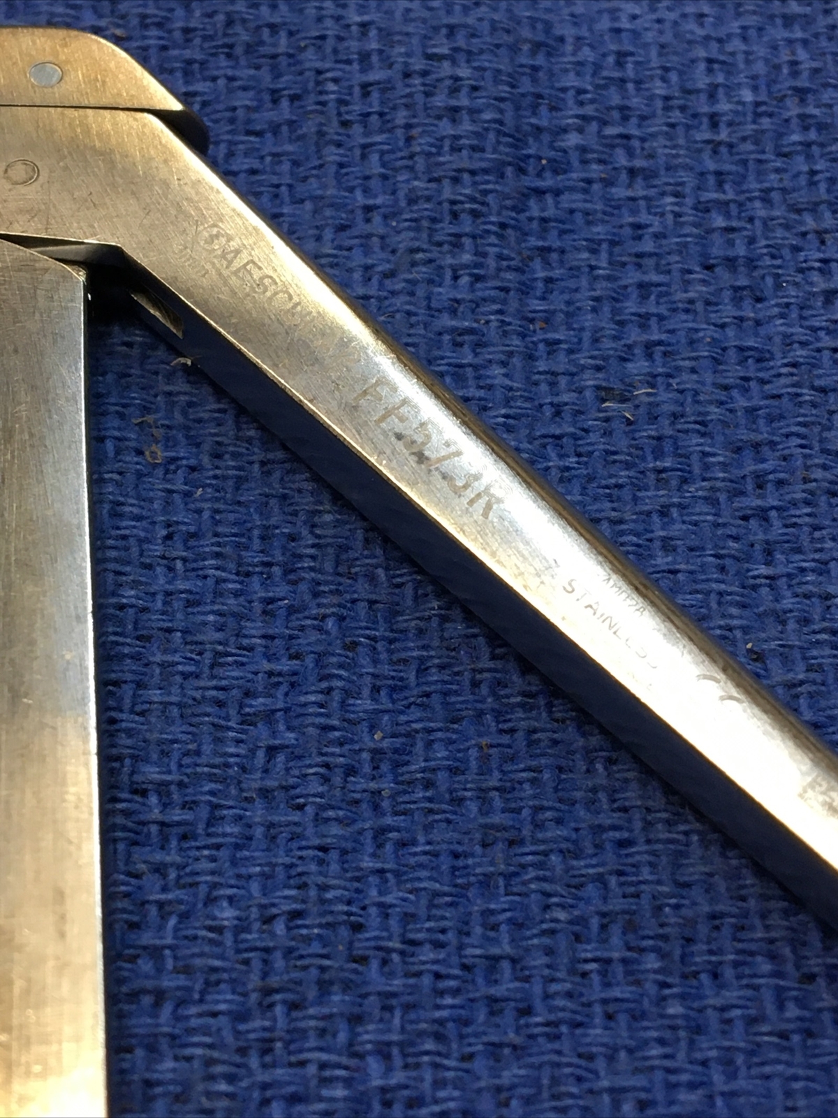 Aesculap FF573R Caspar Rongeur 3mmX12mm Up Serrated 7.25"/185mm | eBay