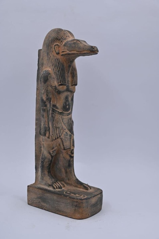 A RARE EGYPTIAN ANTIQUITIES OF AUTHENTIC PHARAONIC STATUE EGYPTIAN ...