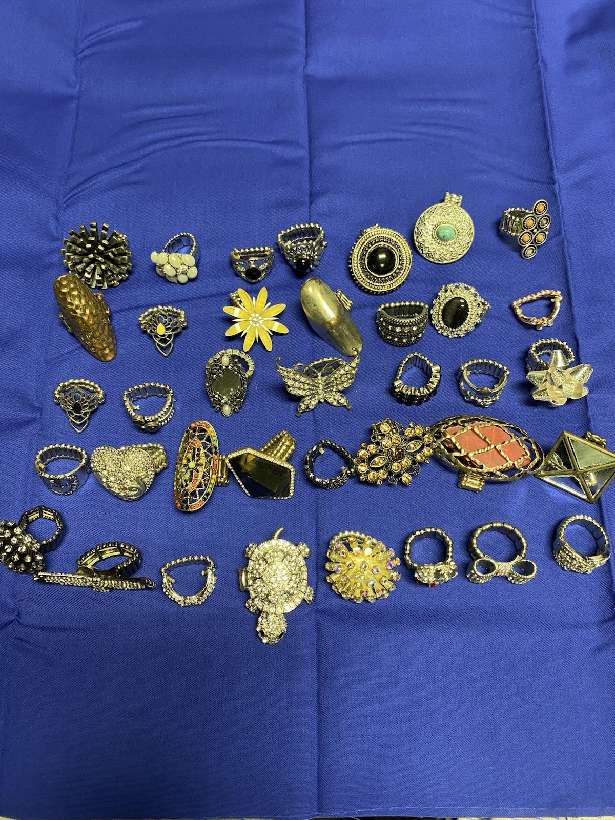 1 Pound Costume Jewelry Rings Lot Reuse or Scrap Recovery For Metal ...
