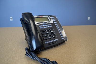 Allworx 9212L VoIP Telephone With Backlit Display - Black 650361452064 ...