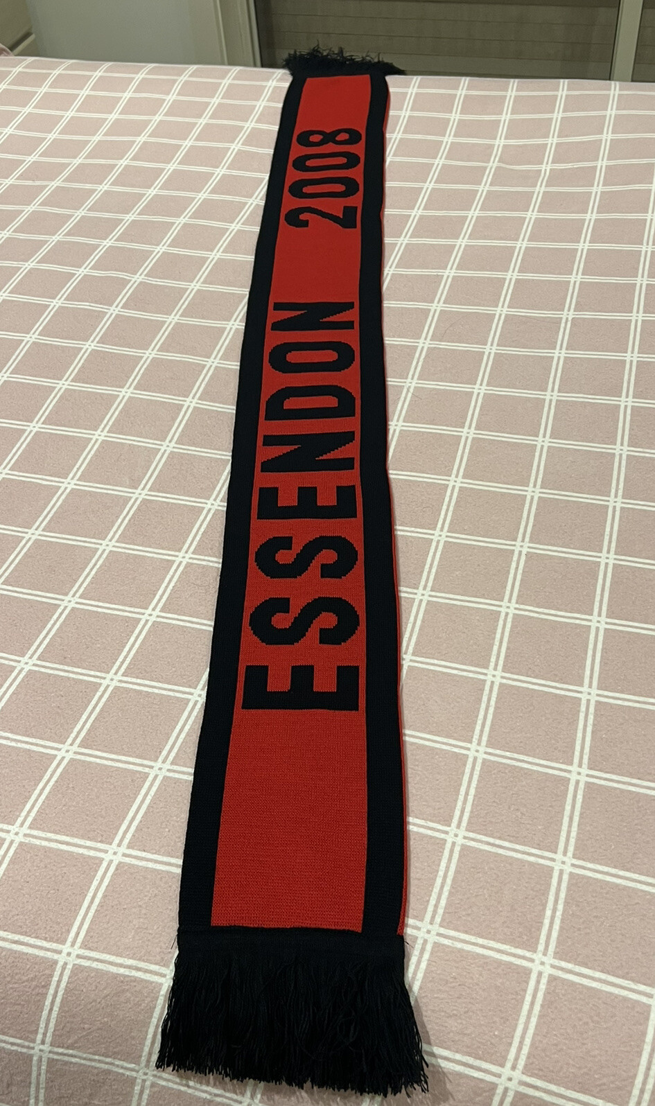 ESSENDON BOMBERS SCARF 2008 MEMBER / vintage rare Windy Hill AFL Red ...