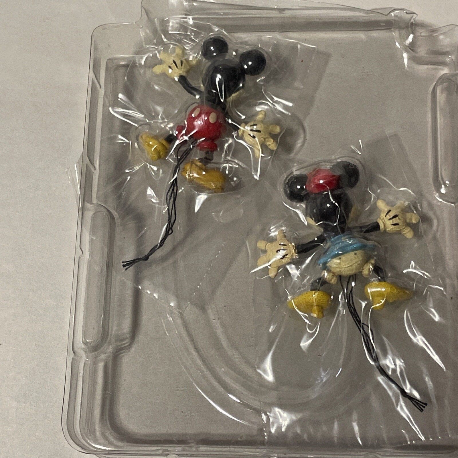 2006 Hallmark Keepsake Ornament JUMPING FOR JOY Mickey and Minnie Mouse ...