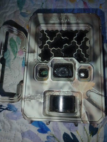 Reconyx Hyperfire HC600 HD Covert IR with 16G SD Card Trail/Game Camera ...