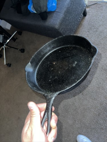 Favorite Cast Iron “Miami” #8 Skillet with Sits Flat | eBay