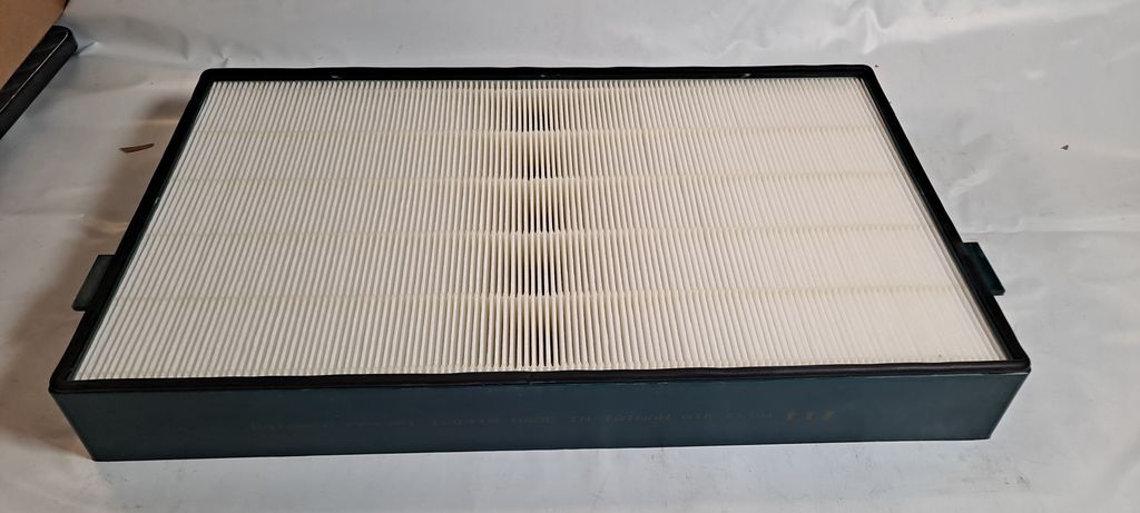 VOLVO 11703980 - Air filter cross reference