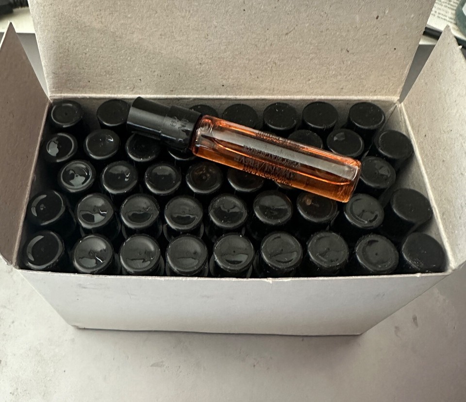 ARMANI PRIVE VERT MALACHITE 44pc BOX Unisex EDP Dabber Vial Sample 0 ...