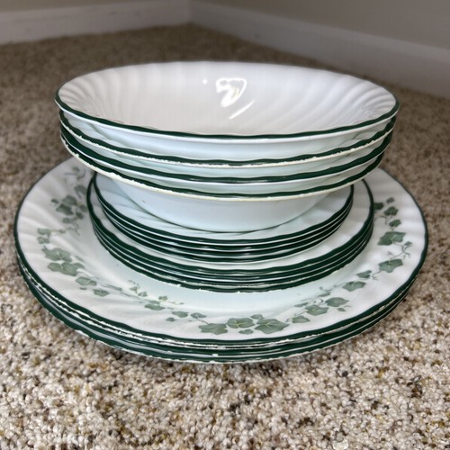 Set of 16 Corelle Callaway Green Ivy Dinnerware Made In USA. Vintage ...