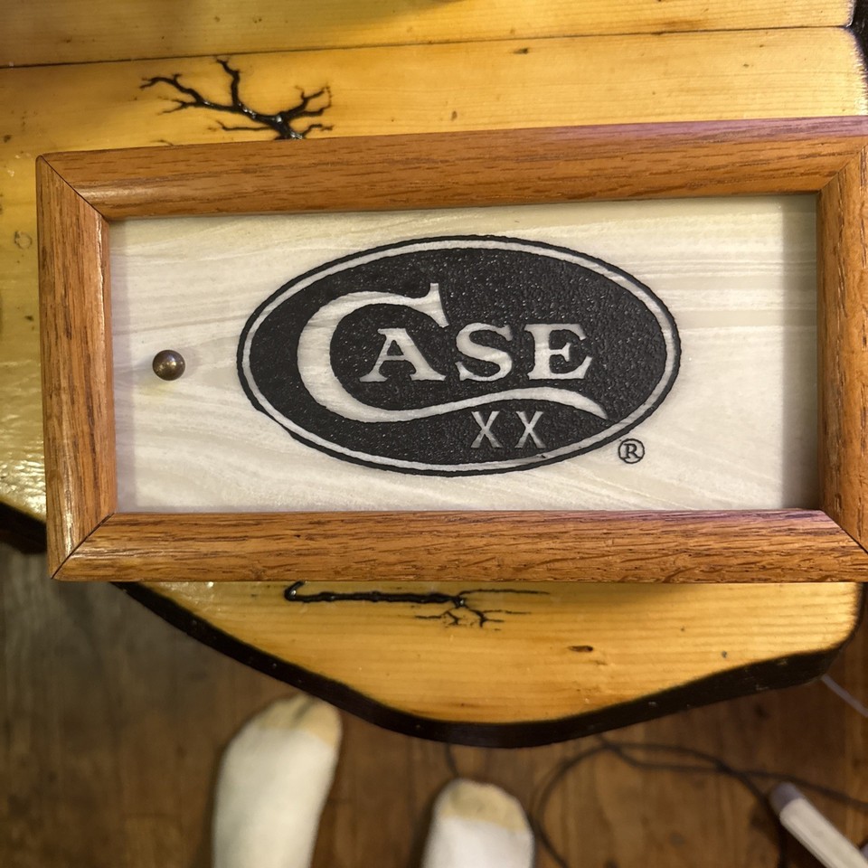 Case xx Display Case , Made Of Beautiful Wood And Pearl Glass Mint, 10 ...