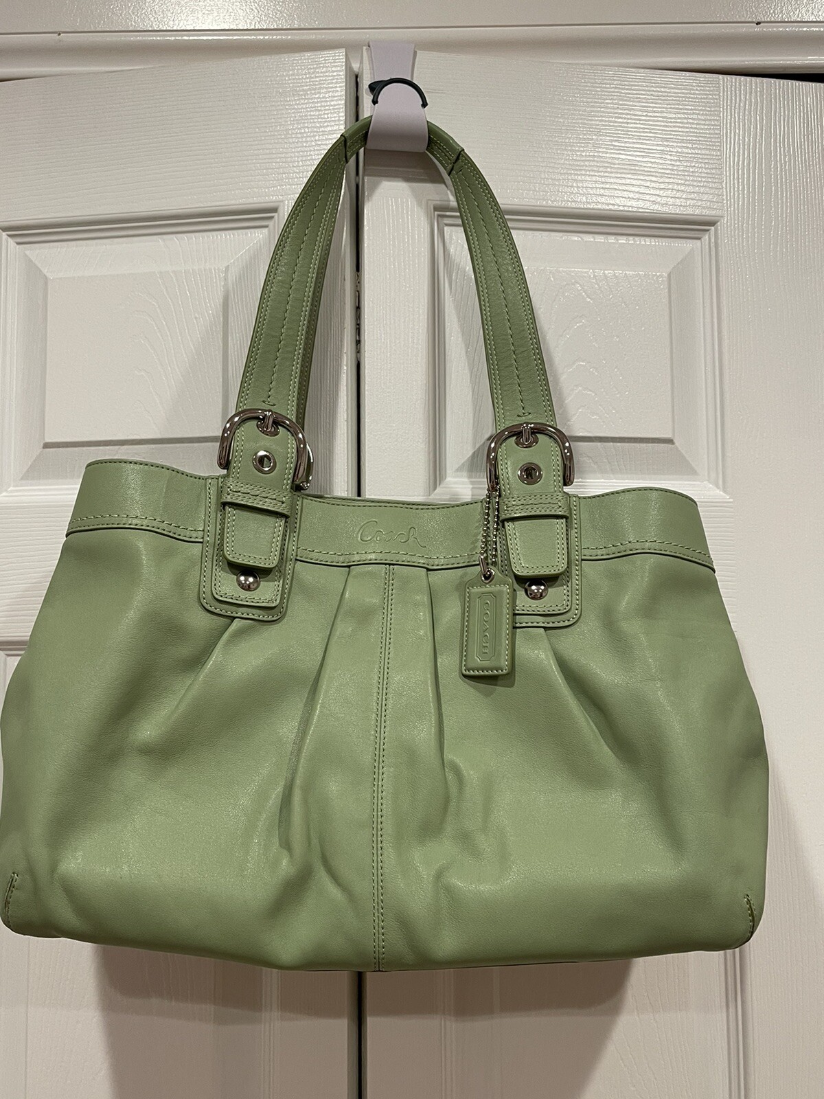 COACH SOHO SAGE / GREEN LEATHER PLEATED XL HANDBAG PU… - Gem