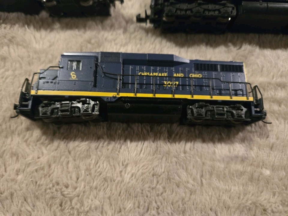 VINTAGE N SCALE LOCOMOTIVE LOT 4PCS KATO & CON COR EXCELLENT WORKING ...