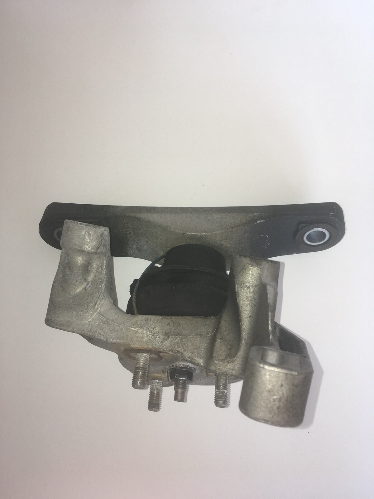 VOLVO V40 2.0TD 2014 ENGINE MOUNTING BRACKET OEM 31277073 / 30778783 | eBay