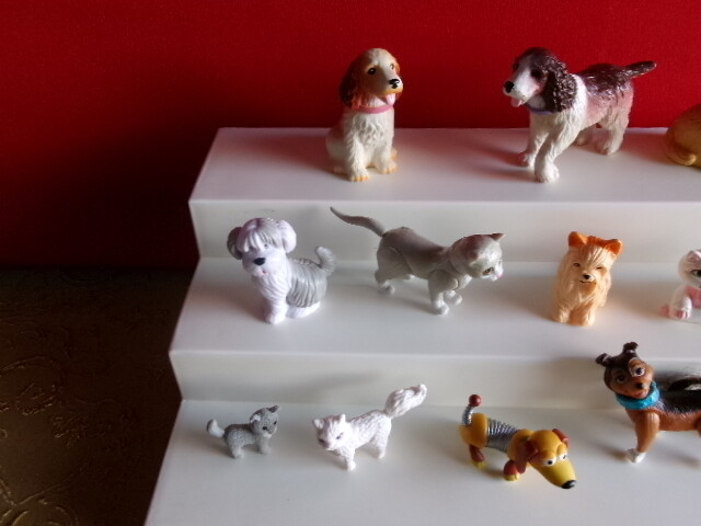 Mixed Lot of Animals (8) Dogs & (5) cats different sizes . Free ...