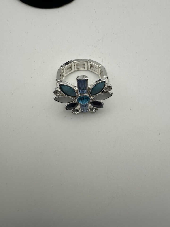 Avon Studio 1886 Blue Blossom Stretch Ring Stones NIB | eBay