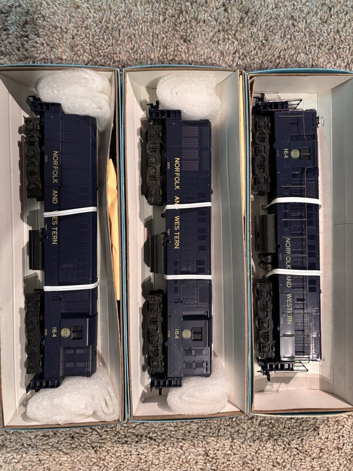 N&W Trainmaster diesel locomotives 3 Engine Set - Rare To Get All 3 ...