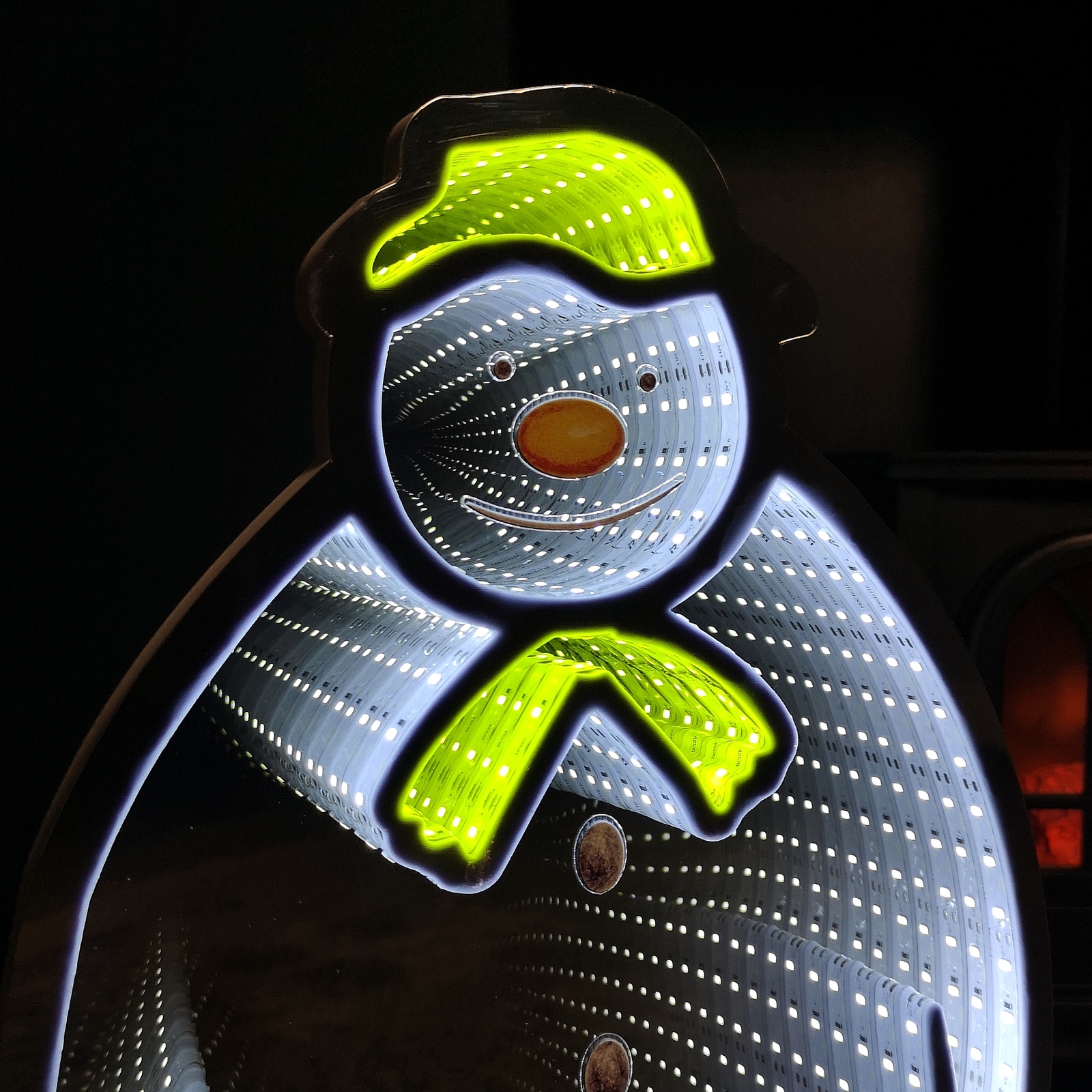 60cm LED The Snowman Infinity Christmas Decoration with Wooden Base ...