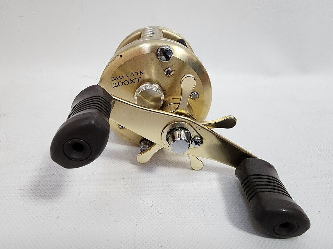 Shimano Calcutta 200XT Right Handle Baitcasting Reel | eBay
