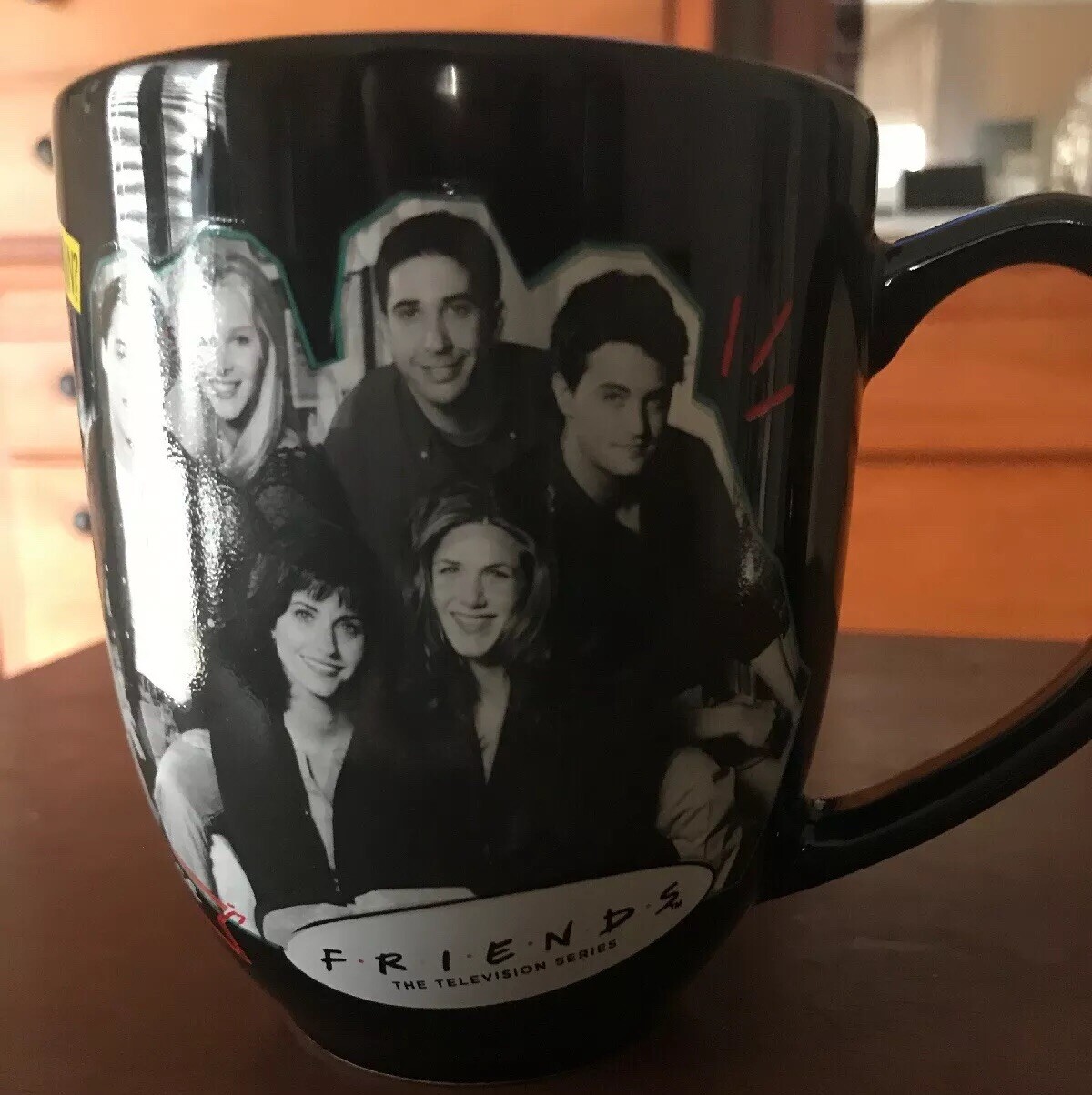 NWT FRIENDS TV SHOW Pic & Central Perk Mug | eBay