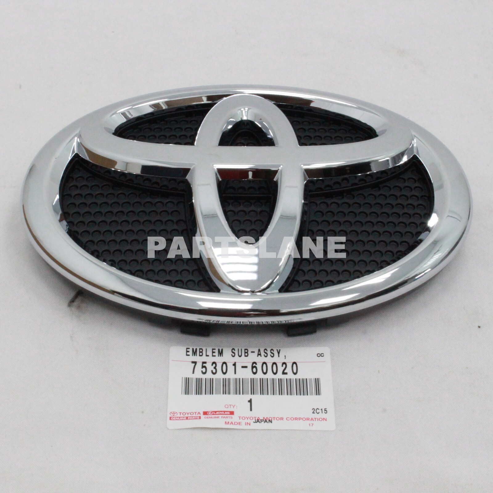 Toyota Land Cruiser OEM Genuine Front Panel Radiator Grille Emblem ...