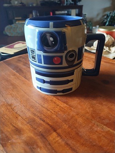 Star Wars R2D2 ceramic coffee mug cup Disney store Lucas films 16 oz ...