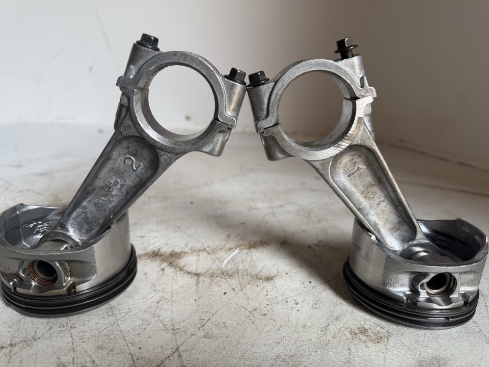 Briggs And Stratton Intek V-Twin 16HP-22HP Engine Pistons / Rods | eBay