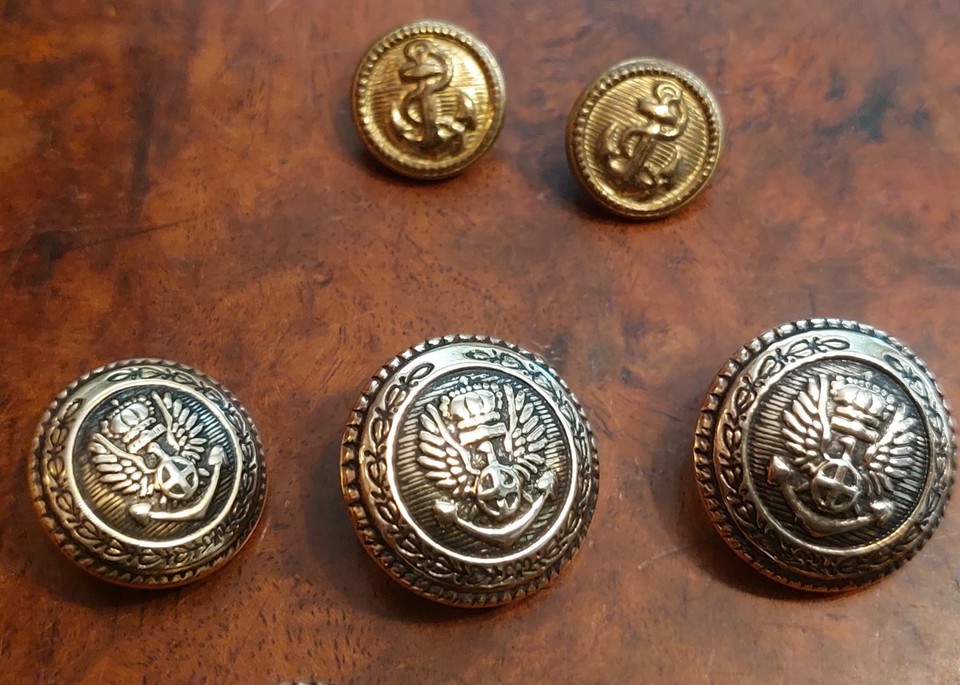 LOT OF 10 ARMY UNIFORM BUTTON WW2 WW1 ITALY ? SPAIN ? BRITAIN ? FLEET ...