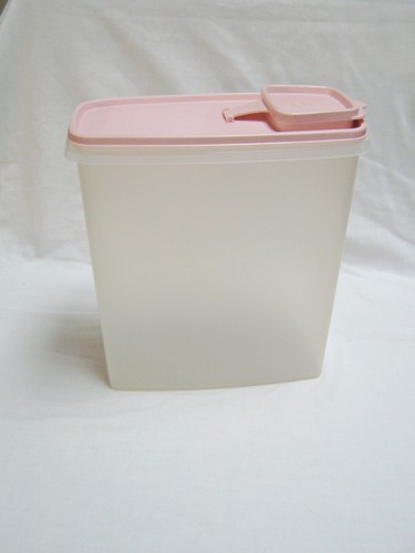 TUPPERWARE 20 CUP CEREAL FOOD STORAGE CONTAINER 1588-4 W/ PINK POURING ...