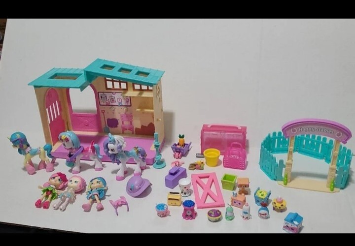 Shopkins Happy Places Happy Stables Playset 3 Ponies 3 riders dolls Lot