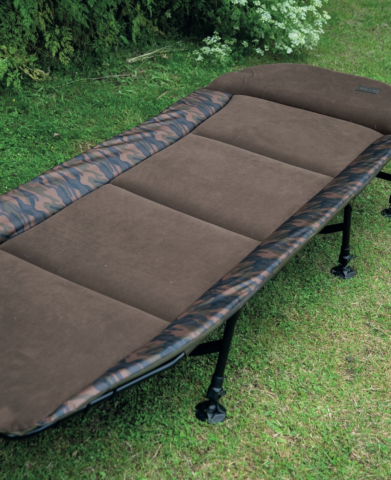 Skills Tackle Camo deluxe bedchair 6 leg carp fishing bed Nash Avid ...