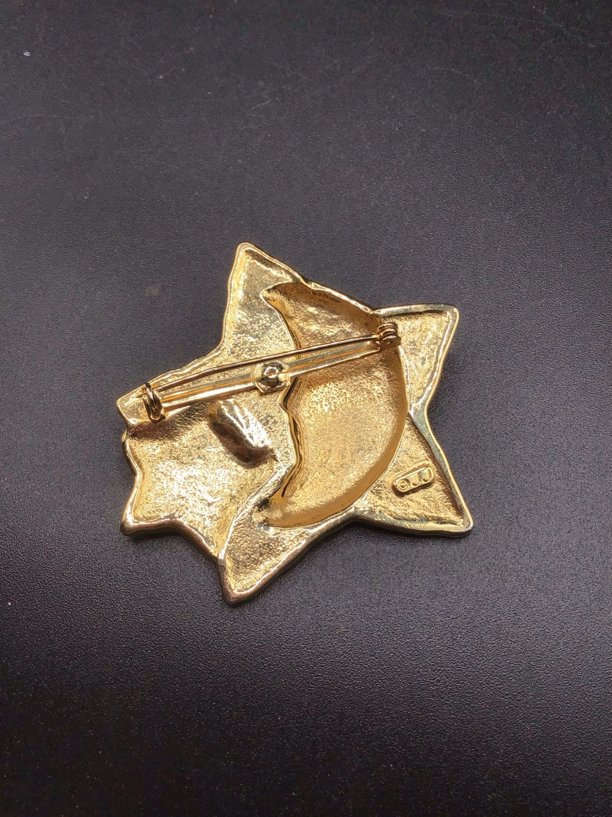JJ Star Moon Celestial Pin Brooch Matte Gold Tone Man in the Moon Half ...