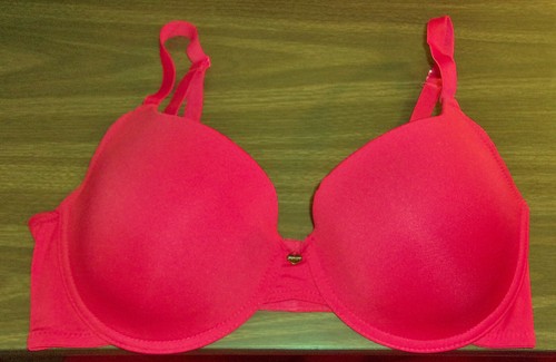 Juicy Couture - Underwire Molded Cups Bra - RED - 36D | eBay