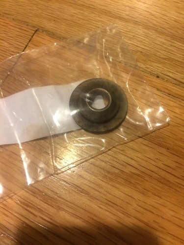 AUDI VW OEM 05-15 A4 GTI Quattro-Engine Valve Spring Keeper Retainers ...